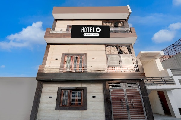 Super Hotel O Tedhi Bazaar Near Ram Janambhumi - Ayodhya