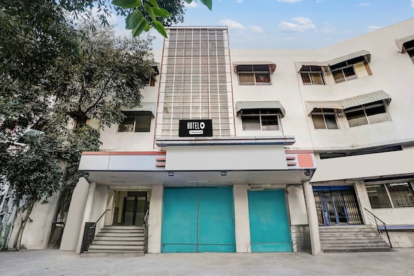 Super Hotel O Nashik - Nashik