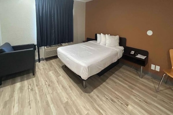 1 Queen Bed  Ada/ri Shower/nsmk/kitchen - Placerville, CA