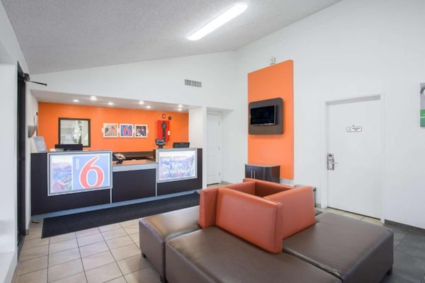 2 Full Beds - Kingman