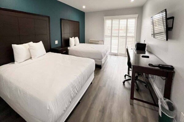 2 Queen Beds  Suite Non-smoking - American Canyon, CA