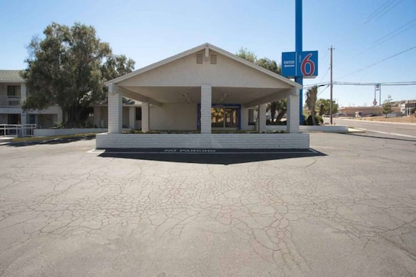 2 Queen Beds Ada/tub - Kingman, AZ