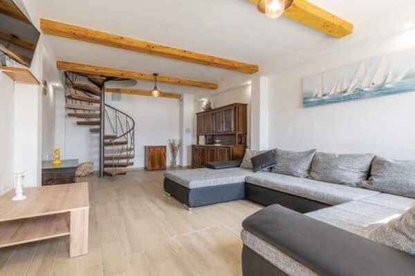 Holiday Home Klara - Omiš