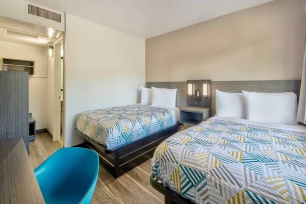 2 Full Beds Non-smoking - Mount Nebo State Park, Dardanelle