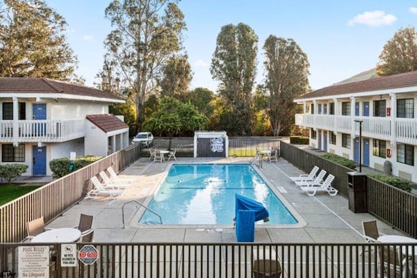1 Queen Bed Ada/tub/micfridge - Santa Margarita, CA