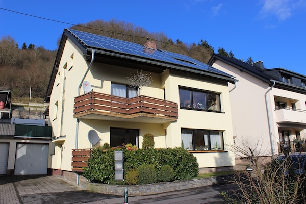 Apartmenthaus Spiegelkurve 2 Personen - Adenau