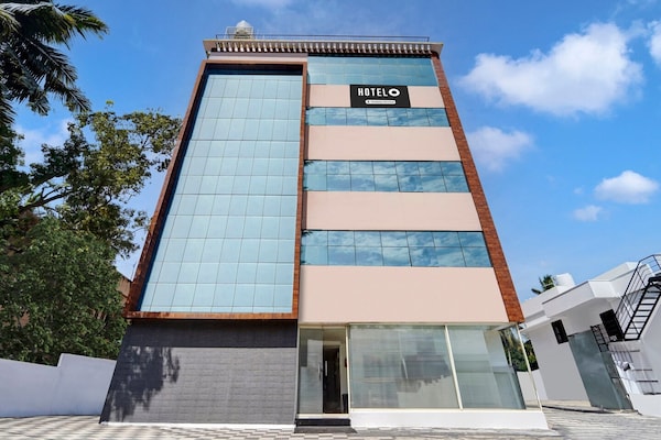 Super Hotel O Technopark Formerly Le Frank - ティルバナンタプーラム