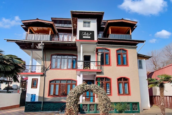 Collection O Brein Nishat Formerly Continental Guest House - Srinagar