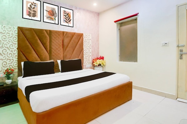 Super Collection O Roop Vihar Rohtak Formerly Hotel Maha - Rohtak