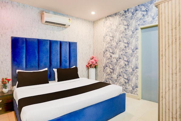 Super Collection O Roop Vihar Rohtak Formerly Hotel Maha - Rohtak