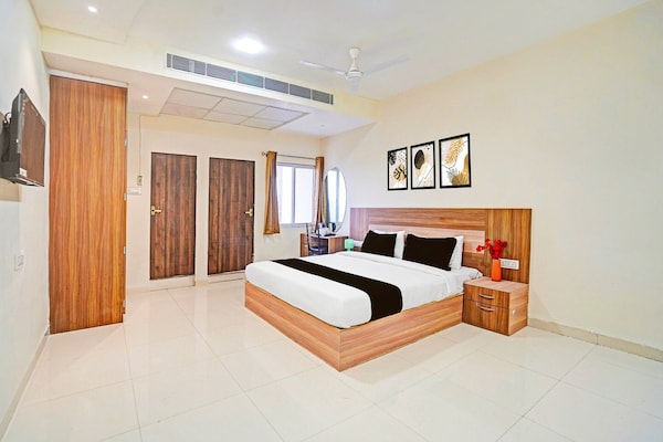 Super Hotel O Kalpi Road Formerly Hotel Gajanand - Gwalior