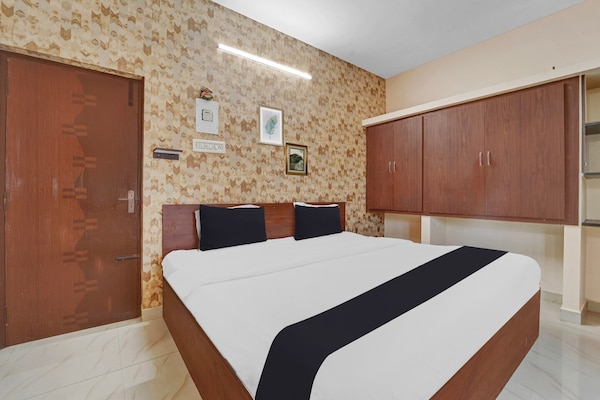 Super Collection O Coimbatore Near Adithya Institute Formerly Hotel Everest Grand - Coimbatore