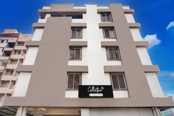Super Collection O Mundhwa Chowk Formerly Opal Suites - Pune