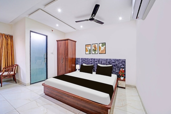 Super Townhouse Lig Main Road Indore - Indore