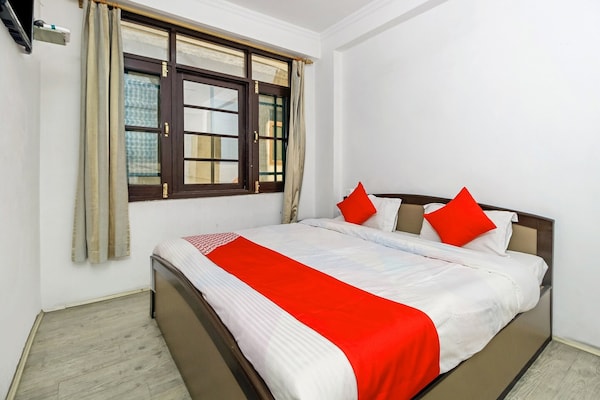 Hotel O Jahangir Chowk Formerly City Star - Srinagar