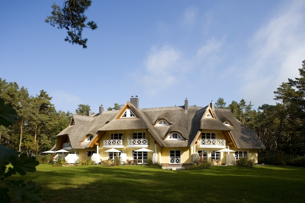 Haus Sonne - Garten Fewo - Strandhotel Fischland - Ribnitz-Damgarten