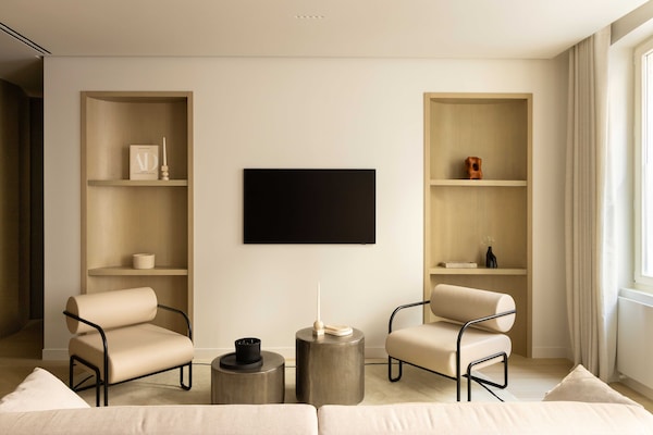 Astorg-2 - Gare Saint-Lazare - Paris