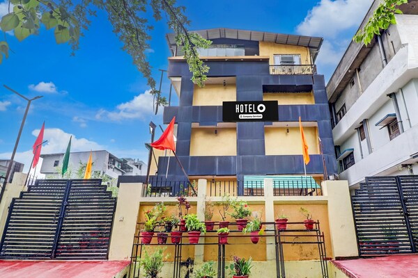 Hotel O Clement Town Formerly Morning Star - Dehradun