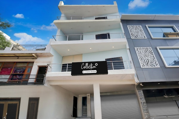 Collection O Nayagaon Near Vikas Nagar - Chandigarh