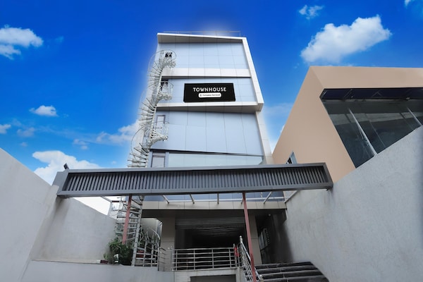 Super Townhouse Rauniyar City Centre Ratu Road-2 - Ranchi
