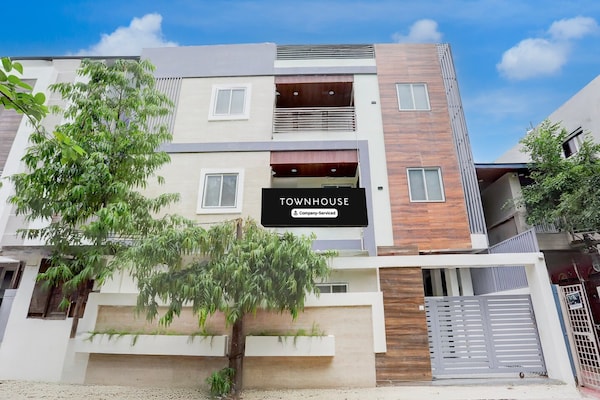 Townhouse Davv University Indore Formerly Indrapuri - Indore