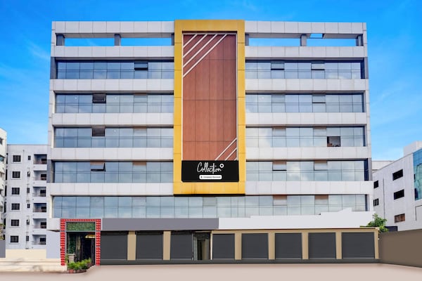 Collection O Manjari - Mundhwa Road Formerly 7 Treats - Pune