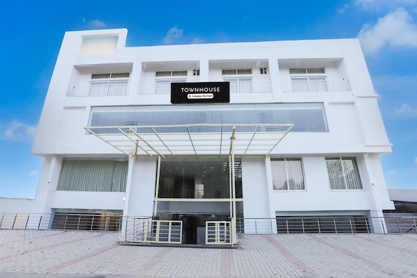 Townhouse Tender Village Formerly Seven Seas - Ranchi
