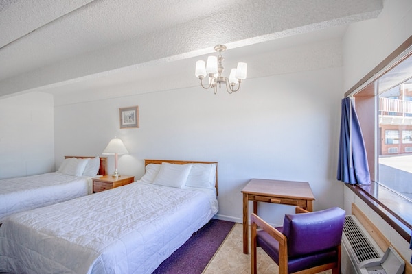 2 Queen Beds Non-smoking - 堪薩斯