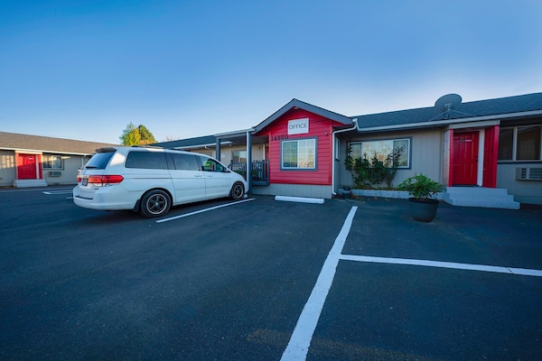 2 Bedroom Suite - Washougal, WA