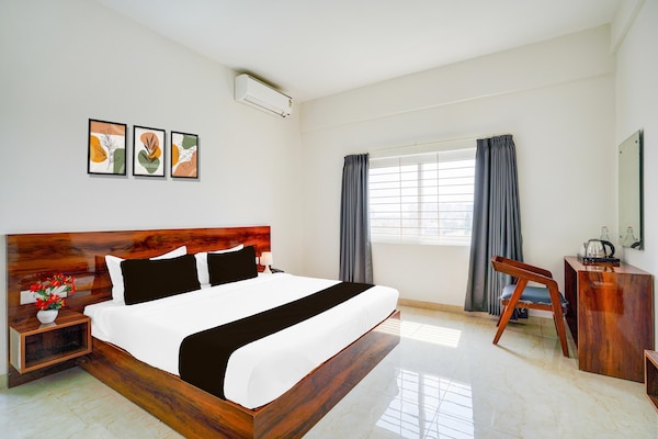 Super Townhouse Hebbal Dasarahalli Formerly Otium Suites - Bangalore