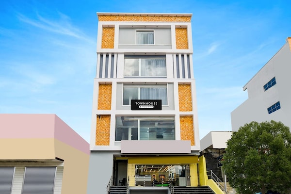 Hotel O Priyadarshini Park Saroornagar - Hyderabad