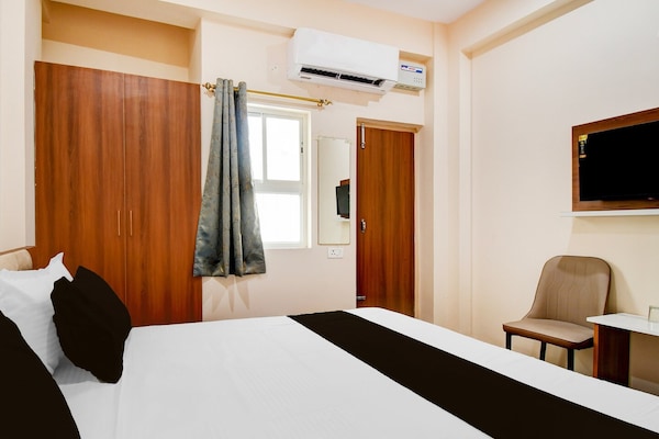 Townhouse Bhagwat Nagar Formerly Hotel Karuna Palace - Patna