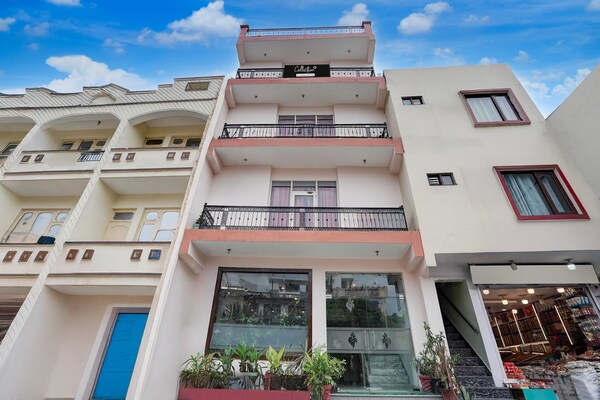 Collection O Vaishno Devi Temple Formerly Hotel The Leaf - Katra