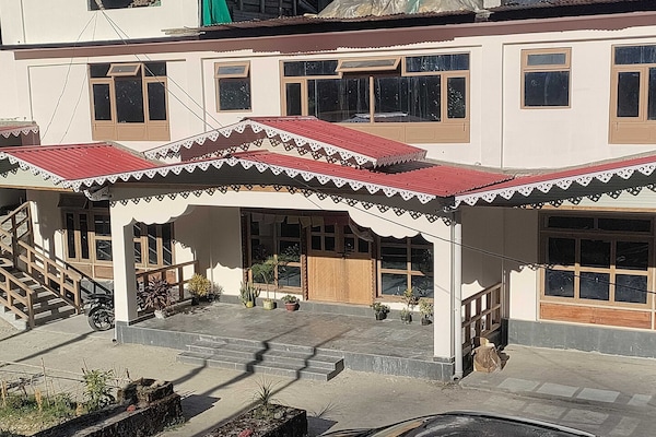 Townhouse Pelling Kanchenjunga Mountain View - Sikkim