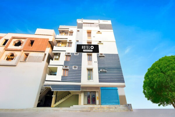Super Hotel O Suncity Formerly Fort Inn - Hyderabad