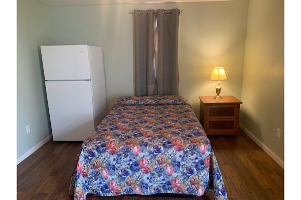 Studio With Kitchen - Hope, NJ