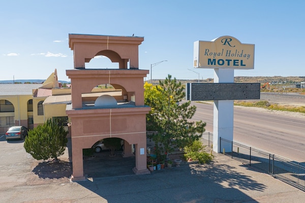 2 Queen Beds Non-smoking - Gallup, NM