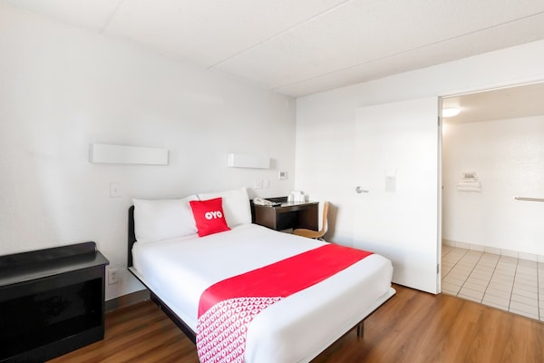 Full Bed Accessible - Houston, TX