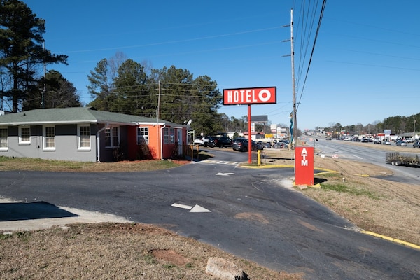 King Bed - Riverdale, GA