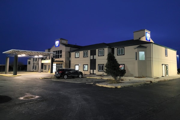 2 Full Beds Non-smoking - Illinois