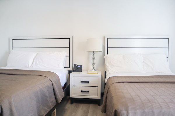 2 Full Bed - Strasburg, PA
