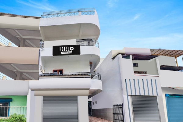 Hotel O Dehradun Central Railway Junction Formerly Bhagwan Guest House - Dehradún