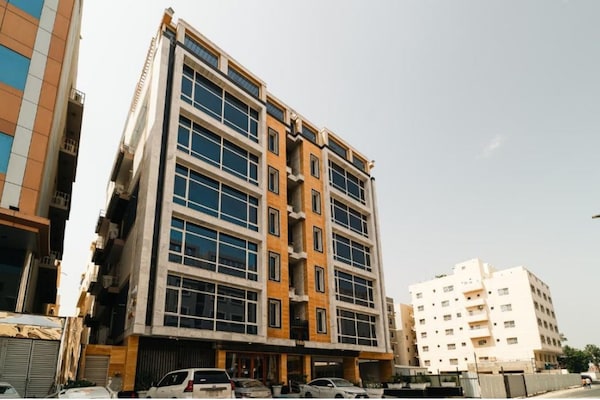 Luxe Twin Stay In Central Jeddah Corniche - Jeddah