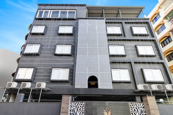 Super Townhouse Oak Sayhallo Ecstasy - ブバネーシュワル