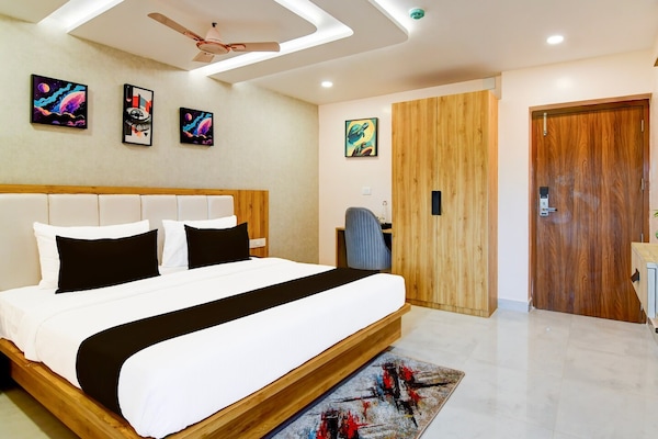 Super Townhouse Oak Sayhallo Sincity - Bhubaneswar