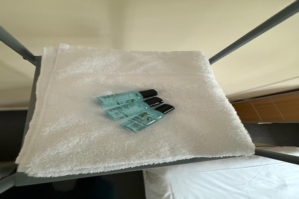 Standard Double Room - Shared - Derbyshire