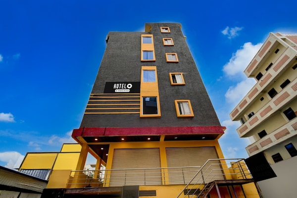 Hotel O Shamshabad Station Formerly Grand Vista Hotel - Hyderabad