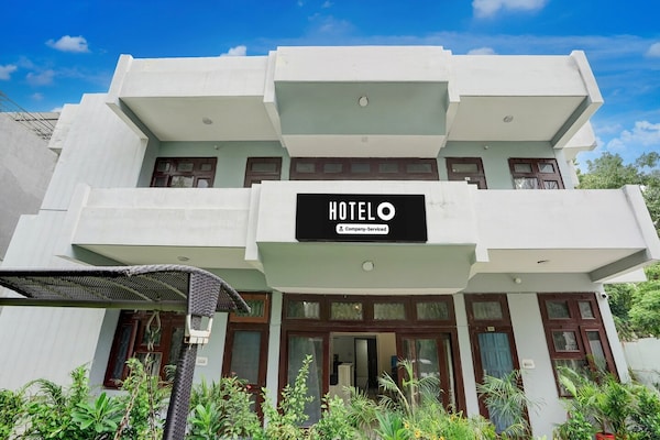 Hotel O Sector 21 Faridabad - Noida