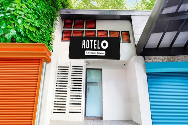 Hotel O Santacruz Railway Junction Formerly Kharsubway - Mumbai