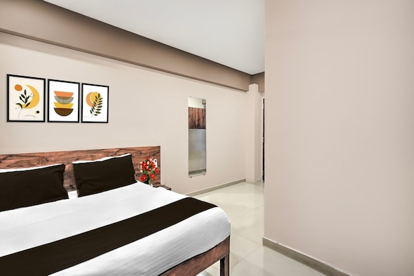 Collection O Palampur Surat Formerly Hotel Royal Paradise - Surat